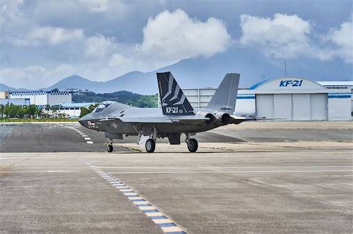 KF-21 수출가 6,500만 달러? F-35A 절반 가격에 80% 성능? | 밀리터리 랩실