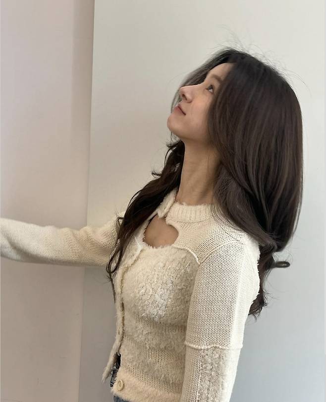 초코파이 소녀가 이렇게 컸다고 뜻밖의 데뷔 이력 35세 여배우 심쿵 청순 니트룩 대본은 내운명