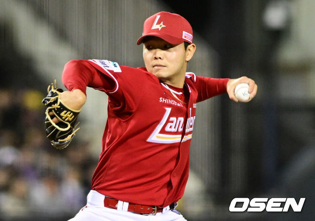 드래프트 100순위 입단, 6년 만에 데뷔 첫 홀드…감독도 뭉클했다 “짜릿했다. 정말 절박하게 야구한다”