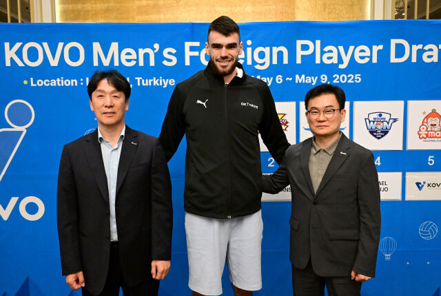 프랑스까지 가서 보고 오다니…돌아온 봄배구 전도사, 왜 이 선수였나 "파워는 떨어져도 센스가 있다" [MD이스탄불]