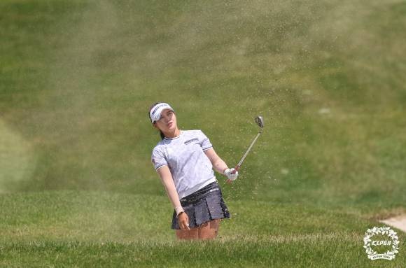 KLPGA 두산 매치플레이, 이예원은 순항…박현경 2연패 먹구름