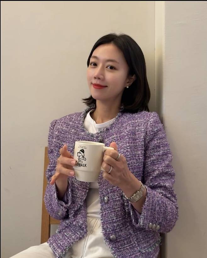 이대 여신·미스코리아 출신 아나운서 완벽 스펙 방송인 트위드 데일리룩 대본은 내운명