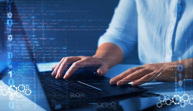 한국SW·ICT총연합회 “차기정부, 1000대 ACx 과제 발굴에 100조 투자…인재 100만명 양성해야”