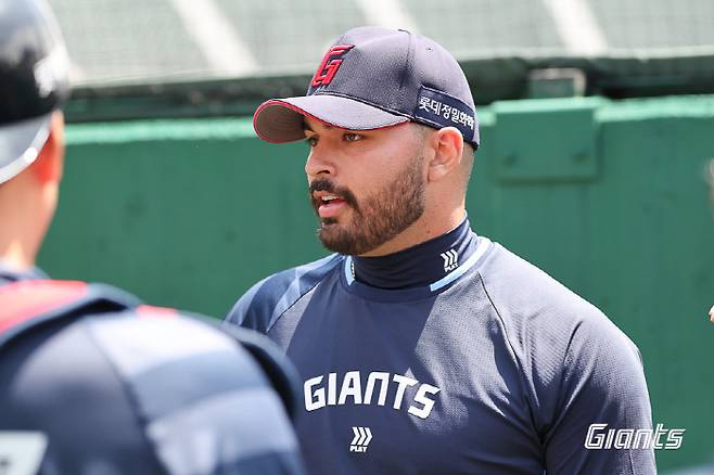 '159km 좌완 첫 출격' 감보아, 27일 삼성전서 첫선 → '가을야구 그 이상' 꿈꾸는 롯데 미래 달렸다 [SC피플]