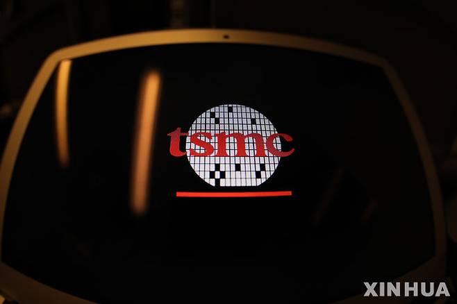 TSMC "1.4나노, 돌파구 찾아"…차세대 EUV 전략 갈렸다