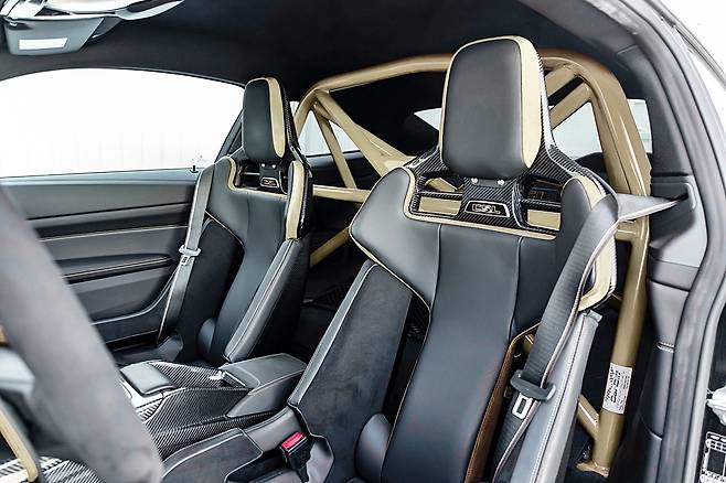 무려 922마력!.. BMW, 강남 오빠들 환장할 '이 차' 공개 | 오토포크