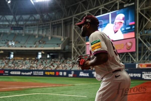 '20승 투수' 어디 안 갔네! '334일 만'의 KBO 복귀전 가진 알칸타라, 친정팀 두산 상대 6이닝 무실점 QS '합격점'