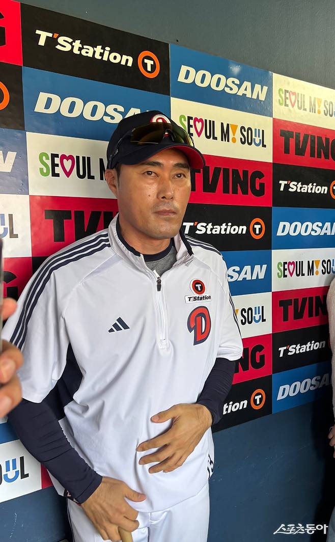 ①플레이에 진심을 담자 ②인상쓰지 말자 ③허슬두 의미 새기자…두산 조성환 감독대행 첫날, 선수들에게 무엇을 강조했나 [SD 잠실 ...