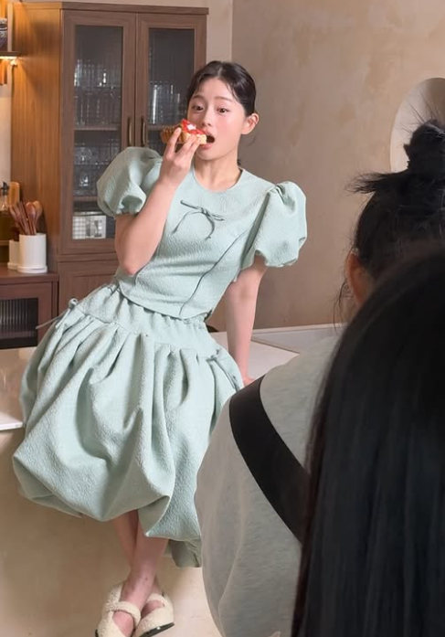 연기 포기하려고 공장일 했는데 드라마 초대박난 여배우 패션룸