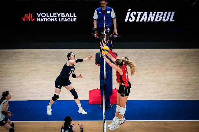 '강소휘 18점' 여자배구, 벨기에에 1-3 패배…VNL 1승5패