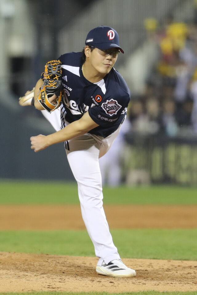 '최고 151km' 쾅! 29홀드 1차 지명의 부활, 조성환 대행의 함박미소 "우리가 알던 모습에 너무 좋았다" [MD잠실]