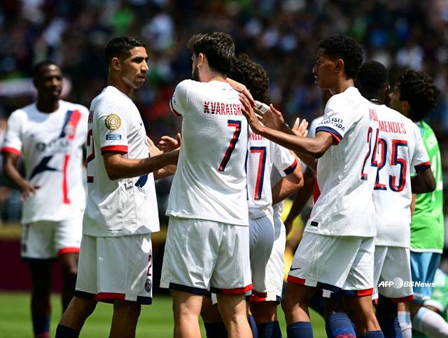 19살도 뛰었는데 '이강인 결장', PSG 16강 진출에도 웃지 못했다... '김기희' 시애틀에 2-0 완승