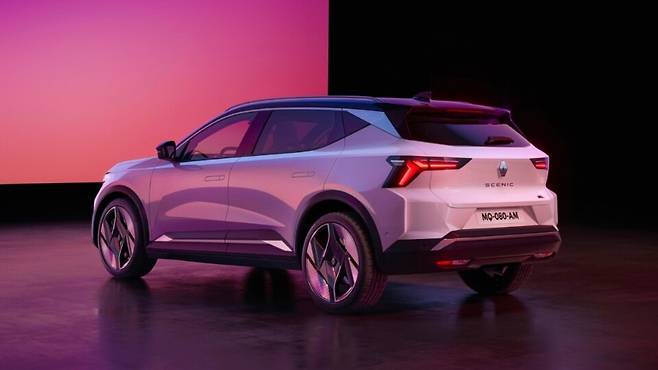 “르노 세닉 E-Tech, EV4 넘을까?”… 가격·주행거리 비교해보니 | EV-Hotissue
