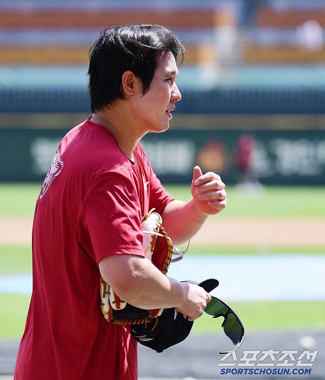 'KT 패배 → 다시 5위다!' 투타 압도 SSG, NC 잡고 위닝시리즈 확보[창원 리뷰]