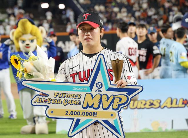 '멀티히트' LG 손용준 MVP...북부리그, 퓨처스 올스타전 승리