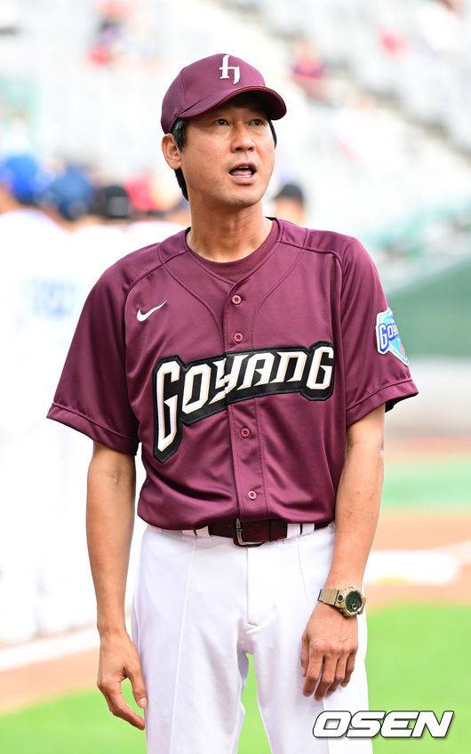 ‘3년 연속 최하위 유력’ 키움, 홍원기 감독과 결별…설종진 2군 감독이 감독대행 맡는다 [단독]