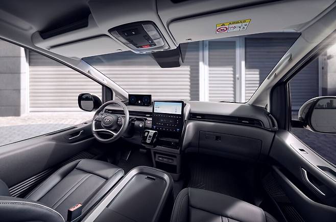 실속·성능 다 잡았다! 현대차, 물류 효율성 극대화한 '2026 ST1' 출시 | M투데이