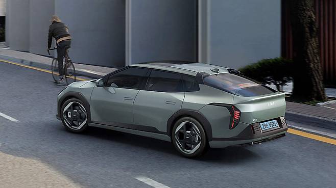 “구글맵이 차 안으로 들어왔다”…기아 EV4에 ‘이 기능’ 최초 탑재 | EV-Hotissue