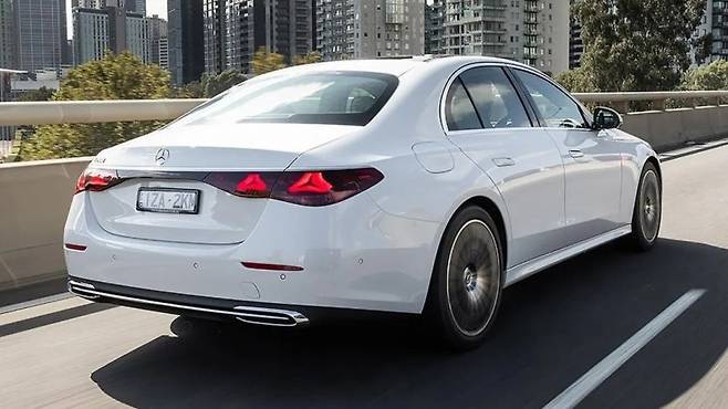 벤츠 E200 아방가르드 7월 프로모션, G80에게 기회인가? | 모터포스 - 포뮬러1 정복