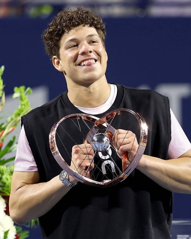 '아버지의 힘' 벤 셸튼 ATP 1000 첫 우승...'2024 월드시리즈 영웅' 프리먼 '데자뷔'?