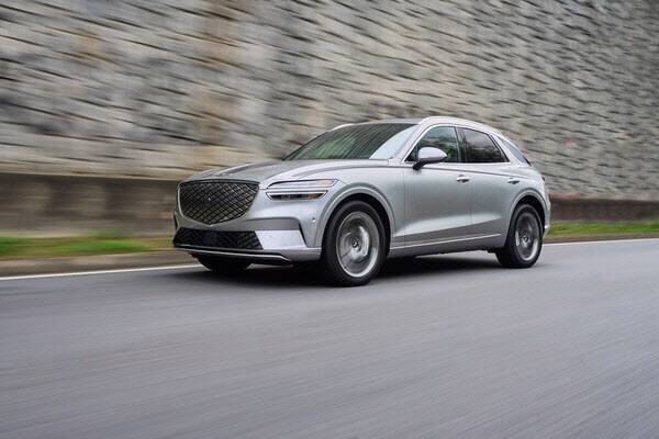 제네시스 GV70 전동화 모델, 美 앨라배마 공장 생산 중단