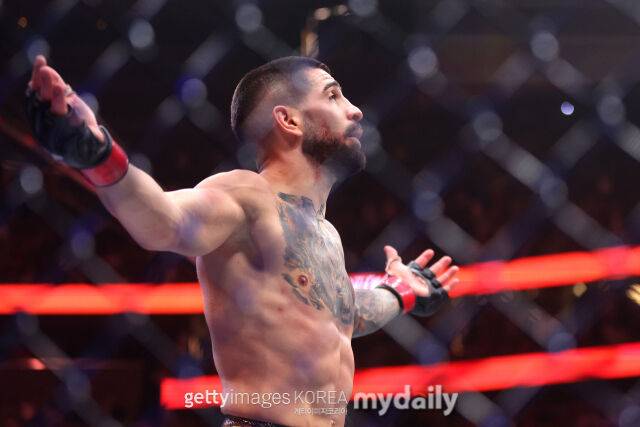 Ufc 미들급 챔피언 치마예프 P4p 랭킹 4위까지 급상승토푸리아·마카체프·메랍 1~3위