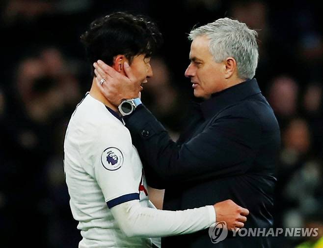 "손흥민은 월드 클래스" 무리뉴-"SON, EPL 최고 5인" 포스테코글루, 동시 EPL 컴백설..."노팅엄 차기 감독 후보 등극"