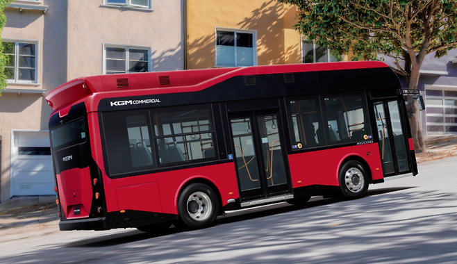 “마을버스도 전기차 시대” KGM, 국내 최초 7m 저상 전기버스 출시 | EV-Hotissue