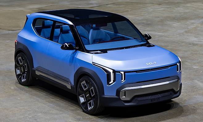 “기아가 작정했다” 캐스퍼 뛰어넘는 전기 SUV 실물 등장! | EV-Hotissue