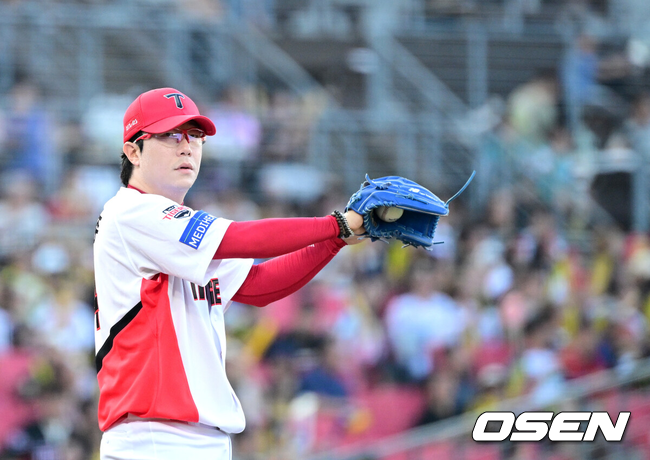 4번타자 잃었지만 에이스는 지켰다...KIA, 양현종과 2+1년 45억 FA 계약 "가치 인정해줘 감사" [공식발표]