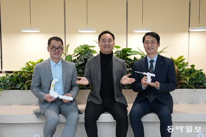 바늘 없는 주사기로 통증 없이 균일하게 약물 주입 이진한 의사·기자의 따뜻한 의료기기 이야기